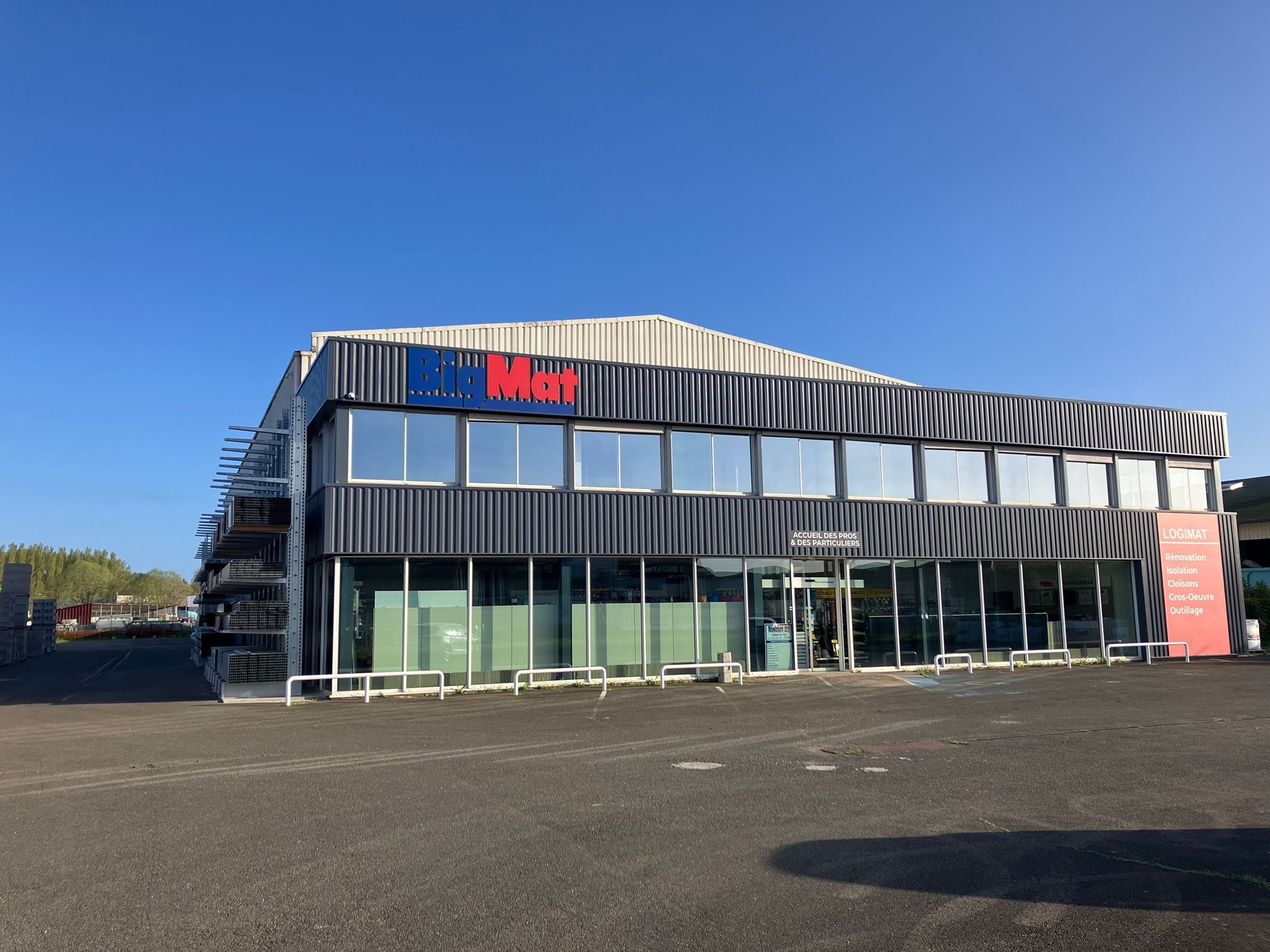 Découvrez la nouvelle allure de notre agence 𝗕𝗶𝗴𝗠𝗮𝘁 𝗟𝗼𝗴𝗶𝗺𝗮𝘁 𝗱𝘂 𝗠𝗮𝗻𝘀 ...