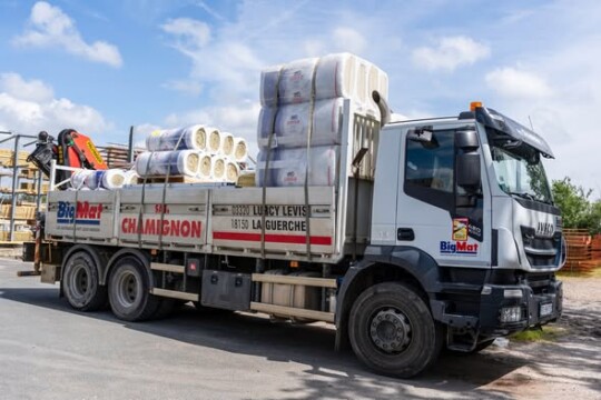 Un camion prêt à partir pour vos chantiers ! | BigMat